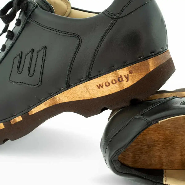 Luca – Sneaker Clog Herren - biegsame Sohle aus Weidenholz